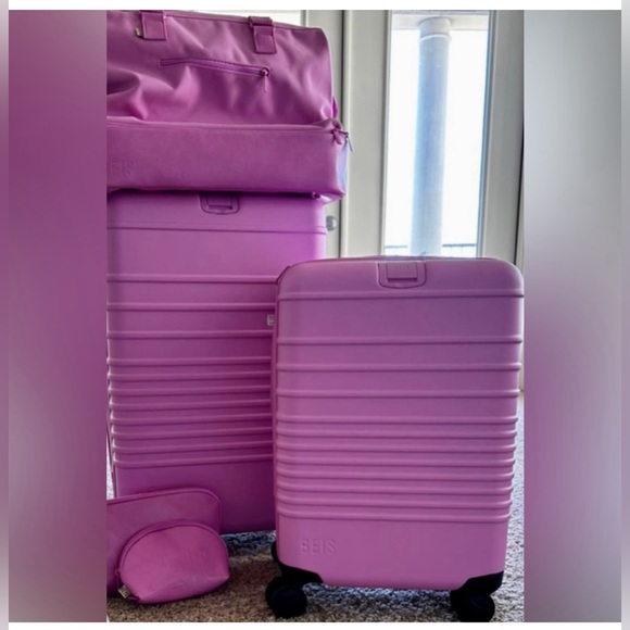 BEIS | Bags | Iso In Search Of Beis Berry | Poshmark